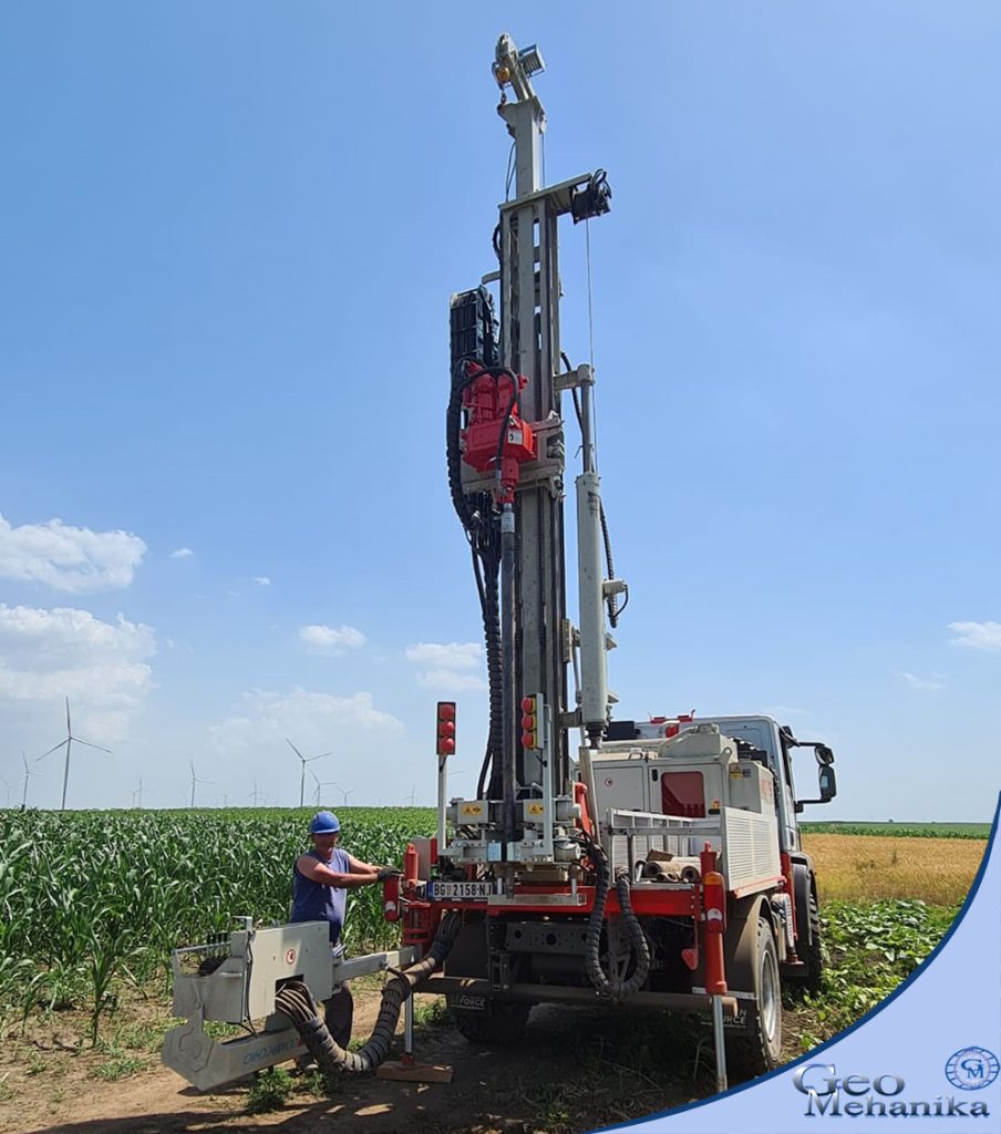 Bušaća garnitura na kamionu - Geomehanika